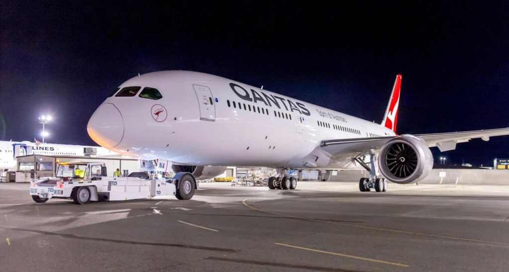 More Changi capacity cuts from Qantas, BA, Emirates and Turkish ...