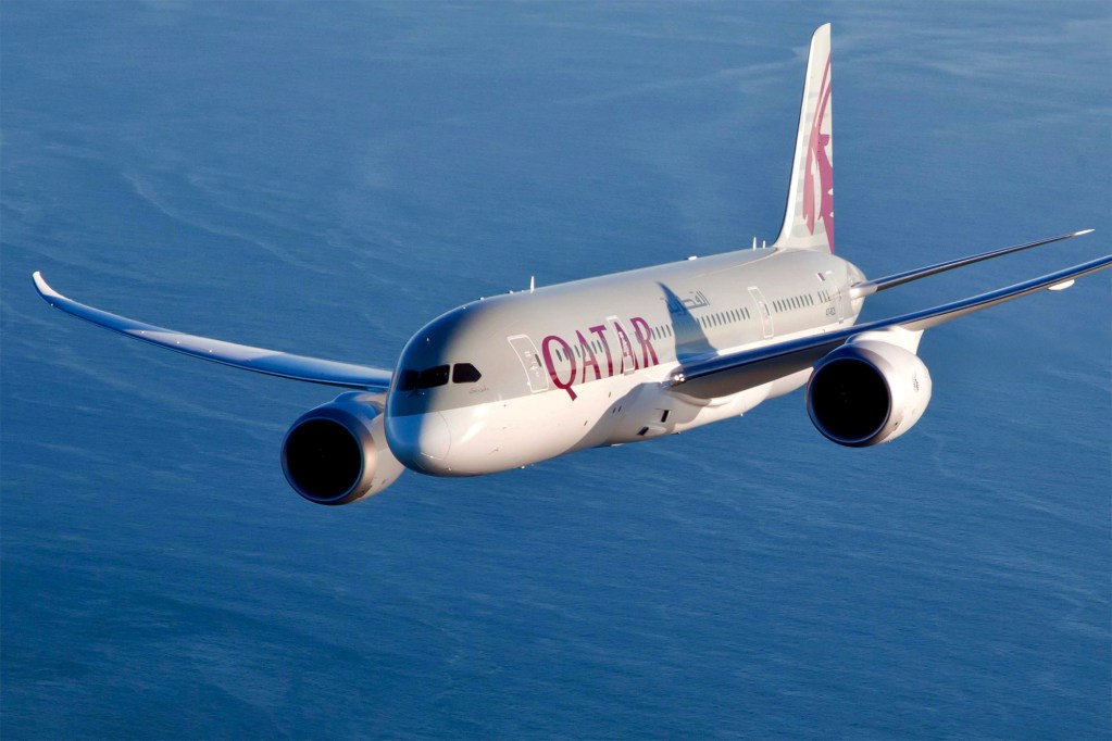 Qatar Airways launching free 350 Mbps Starlink in-flight Wi-Fi - Mainly ...