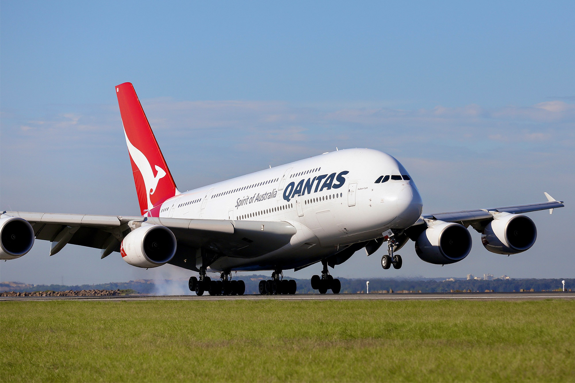 Qantas flags Singapore restart in December 2021, with A380s from late ...