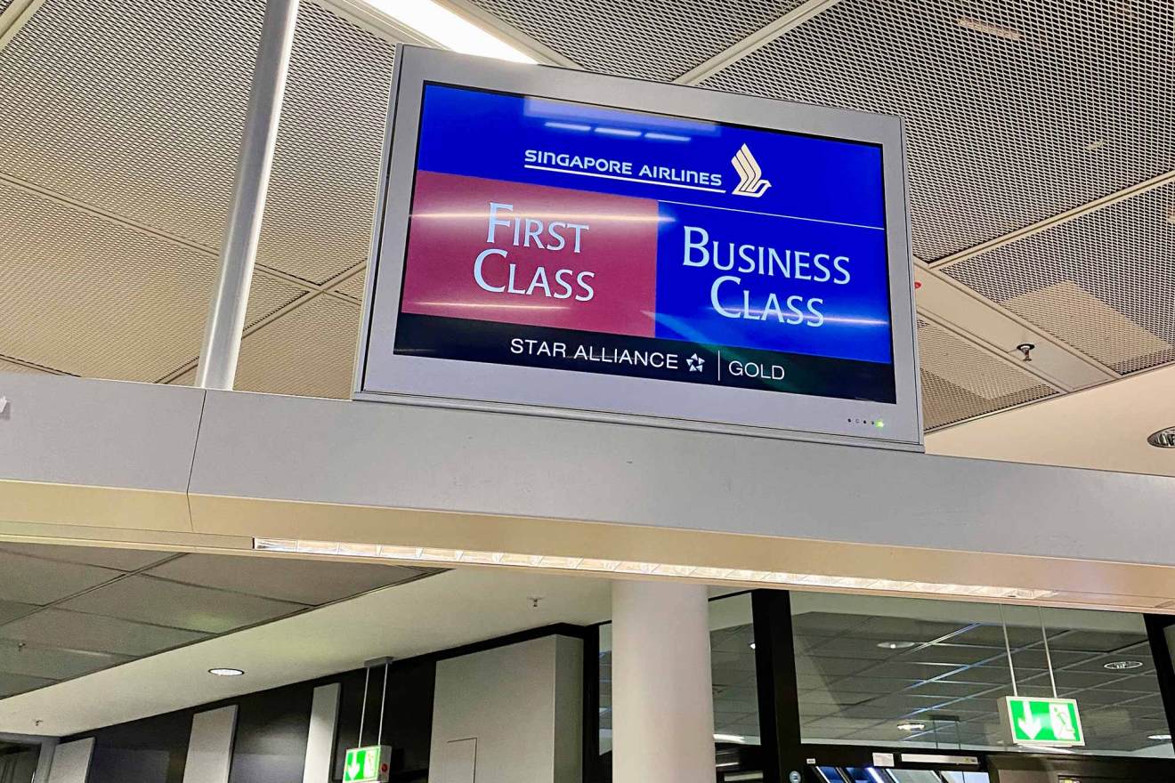 Review: Singapore Airlines First Class on the inaugural Germany ...