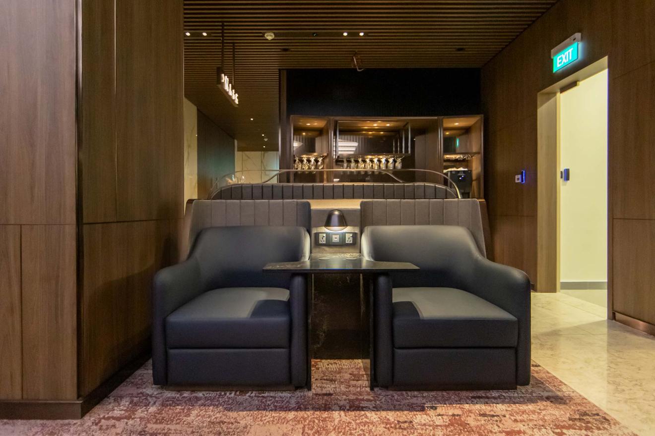 Singapore Airlines reveals all-new SilverKris First Class Lounge and ...