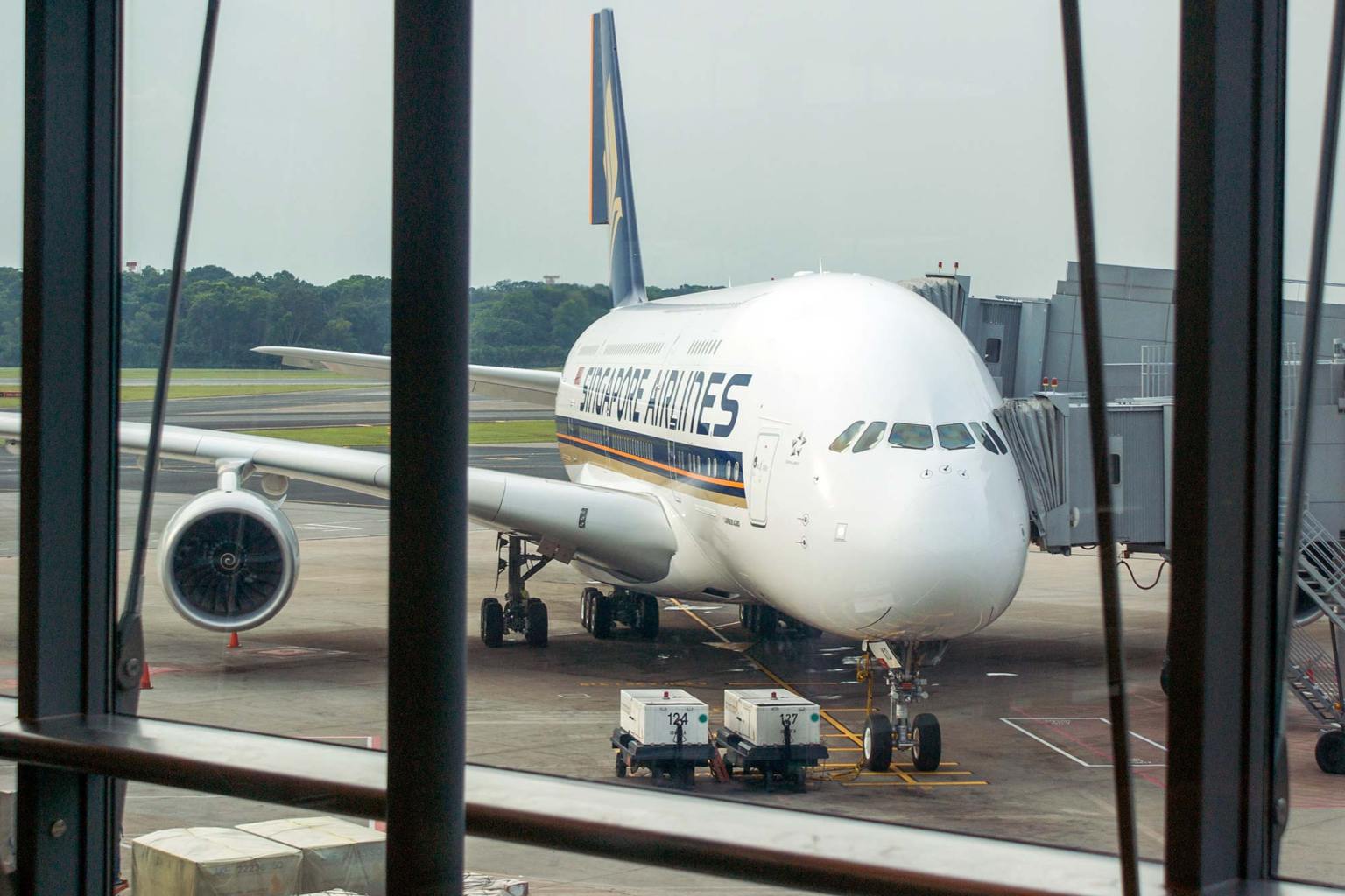 Which Singapore Airlines flights still depart from Terminal 1 gates at ...