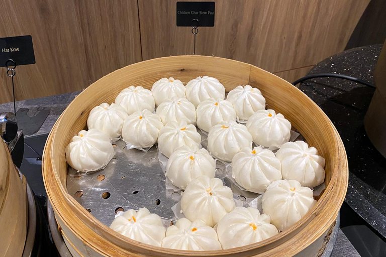 Review: Singapore Airlines KrisFlyer Gold Lounge Changi T2 - Mainly Miles