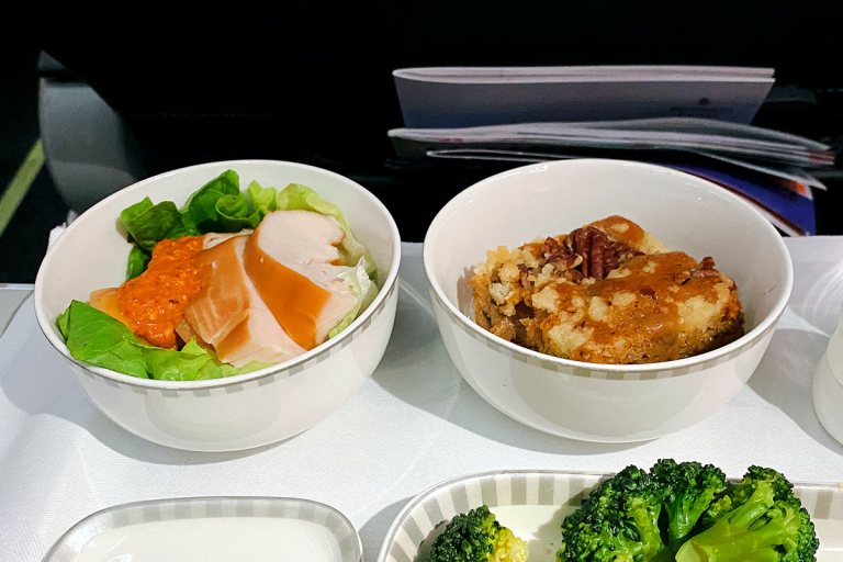 Review: Singapore Airlines 737-800 Business Class - Mainly Miles