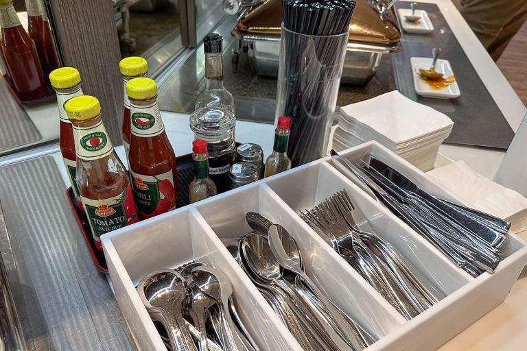 Review: Marhaba Lounge Singapore Changi T1 - Mainly Miles