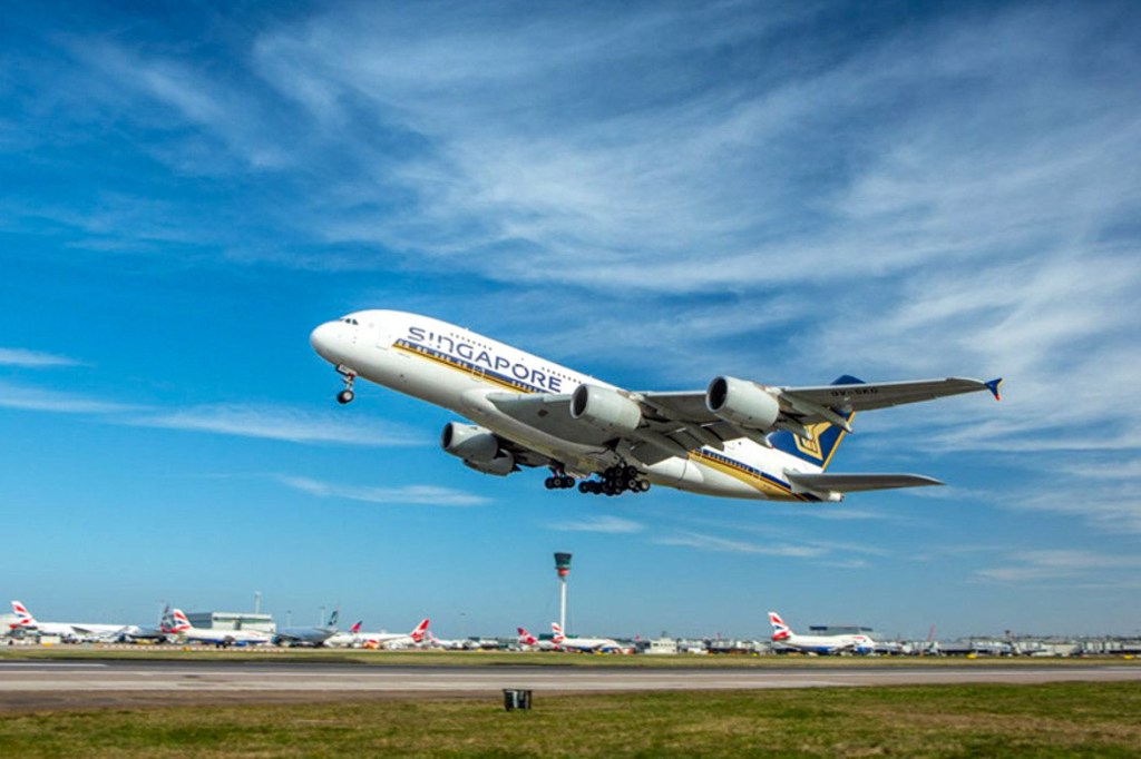 Singapore Airlines reducing London Heathrow flights in early 2026 ...
