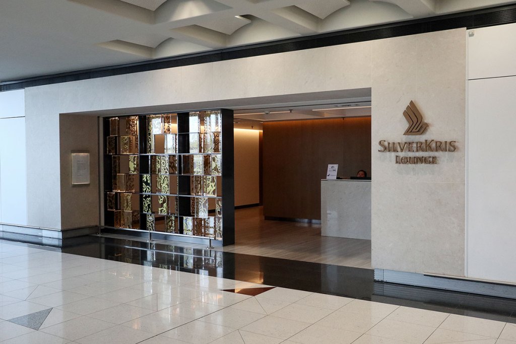 Singapore Airlines reopens Hong Kong SilverKris lounge - Mainly Miles