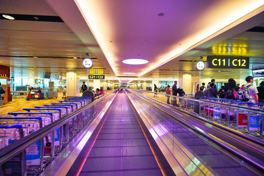 Which Singapore Airlines flights still depart from Terminal 1 gates at ...